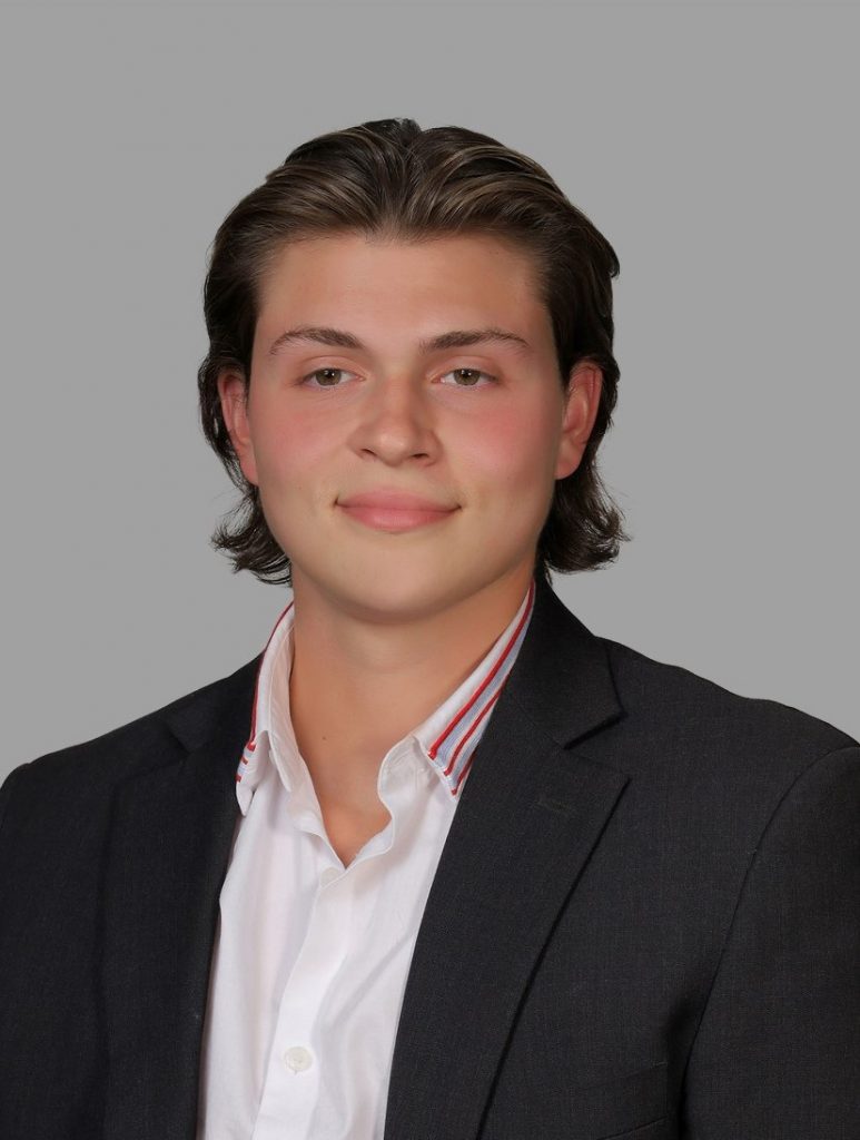 Meet Our Team (Editing version) - Windermere Kirkland Northeast